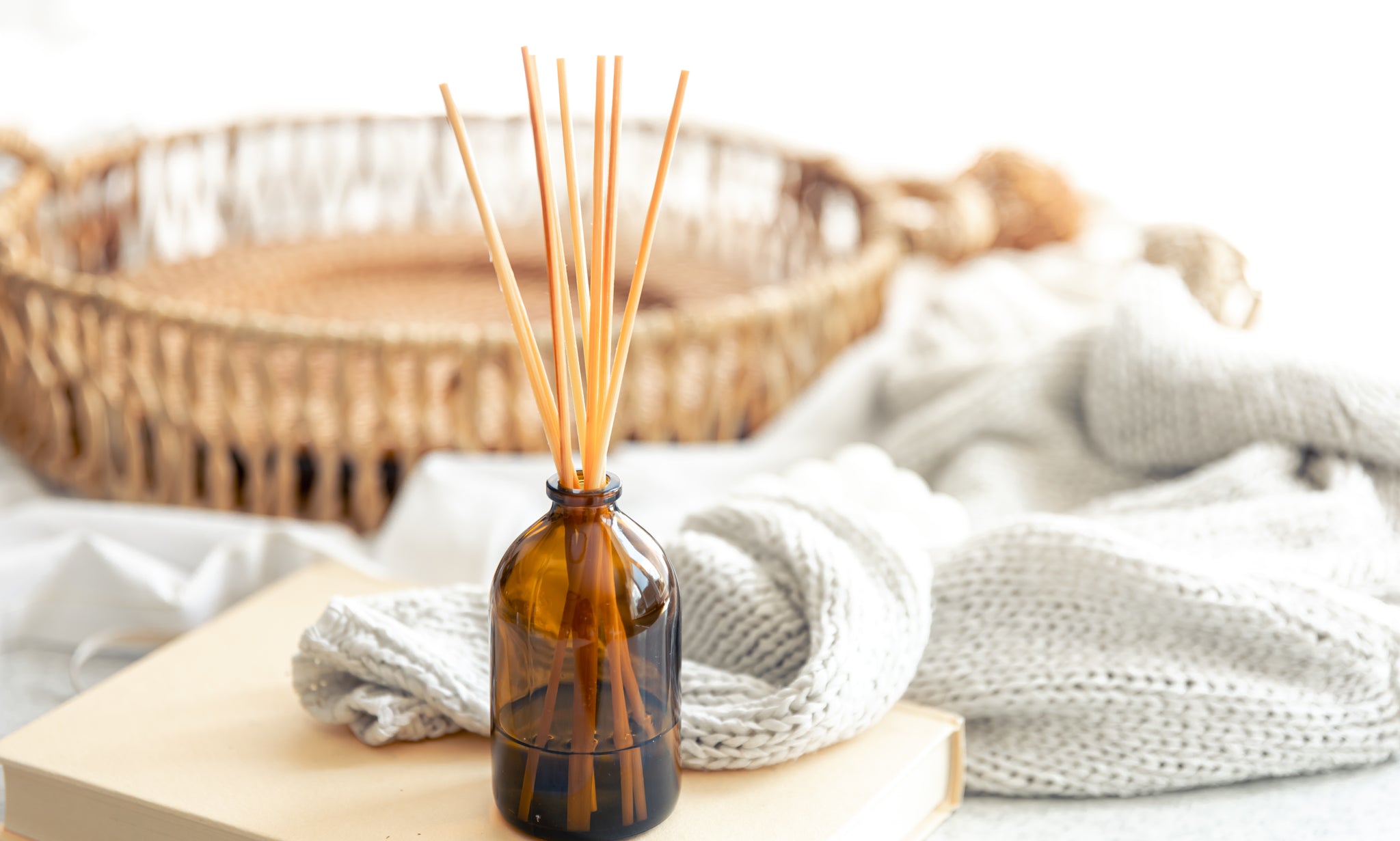 How to Use Reed Diffusers | Parfum